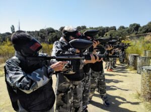 Paintball en Madrid【 Descubre todos los campos disponibles】